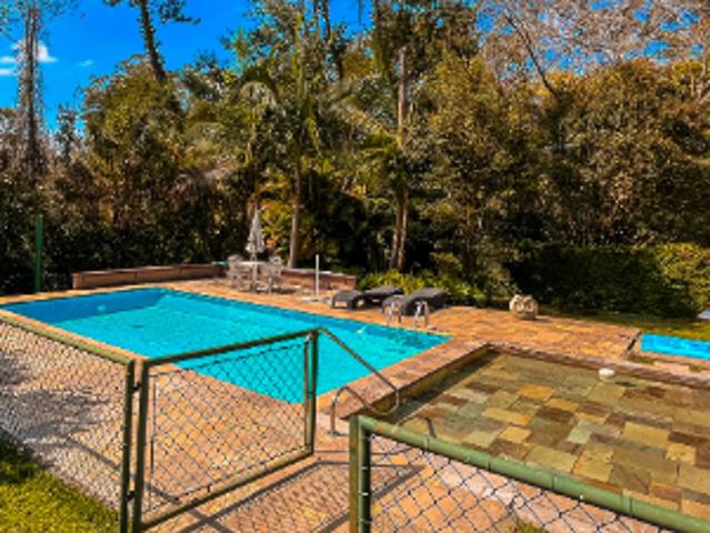 Terreno em Algarve, Cotia/SP de 1200m² 3 quartos à venda por R$ 1.199.900,00