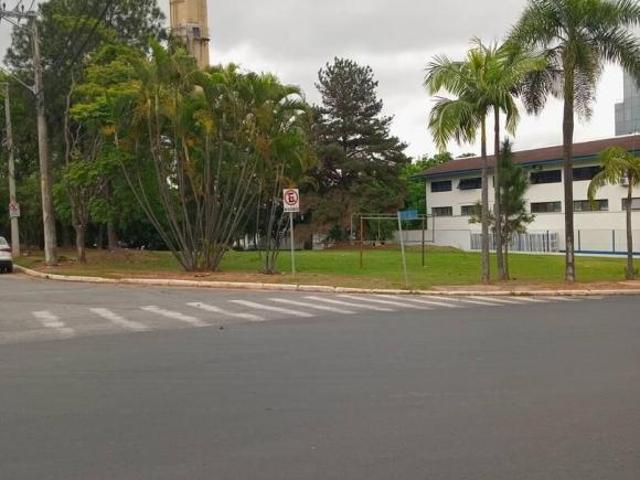 Terreno em Alphaville Industrial, Barueri/SP de 1740m² à venda por R$ 12.000.400,00 ou para locação