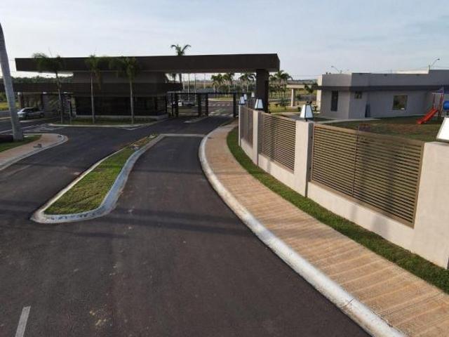 Terreno em Alvorada, Araçatuba/SP de 325m² à venda por R$ 240.000,00
