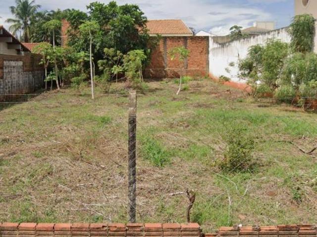 Terreno em bairro de alto padrão em São José do Rio Preto
