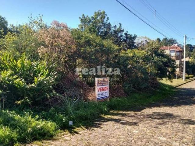 TERRENO EM BAIRRO NOBRE DE CANELA