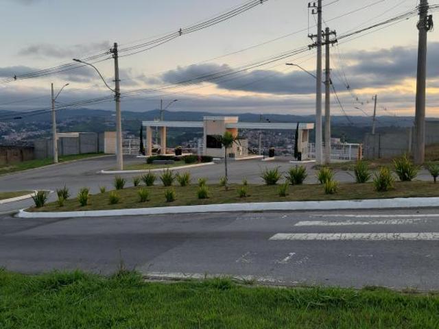 TERRENO EM BAIRRO PLANEJADO NO CENTRO DE ITAPEVI