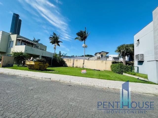 Terreno em Barra, Balneário Camboriú/SC de 115m² à venda por R$ 1.499.900,00
