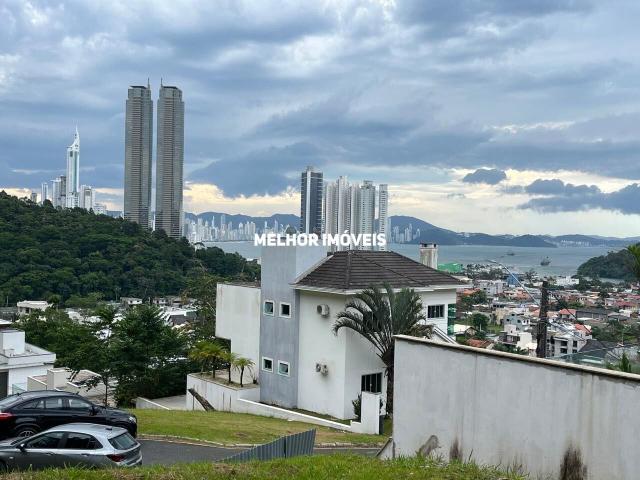 Terreno em Barra, Balneário Camboriú/SC de 480m² à venda por R$ 2.099.900,00