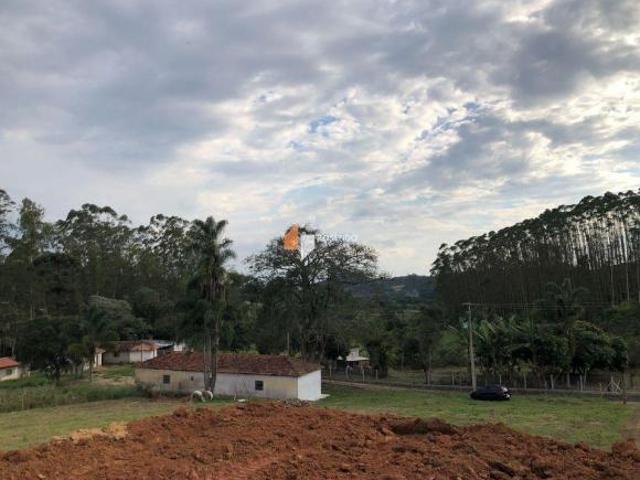 TERRENO EM BIRITIBA MIRIM COM BARRACÃO