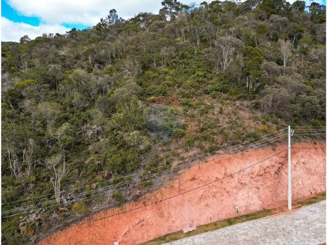 Terreno em Bom Retiro, Teresópolis/RJ de 2331m² à venda por R$ 449.900,00