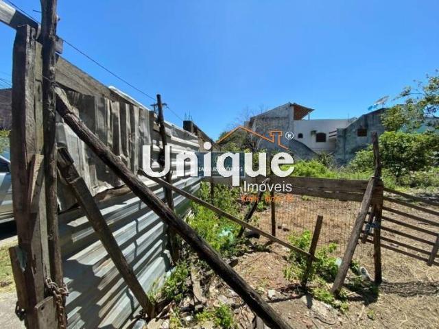 Terreno em Braga, Cabo Frio/RJ de 900m² à venda por R$ 2.399.000,00