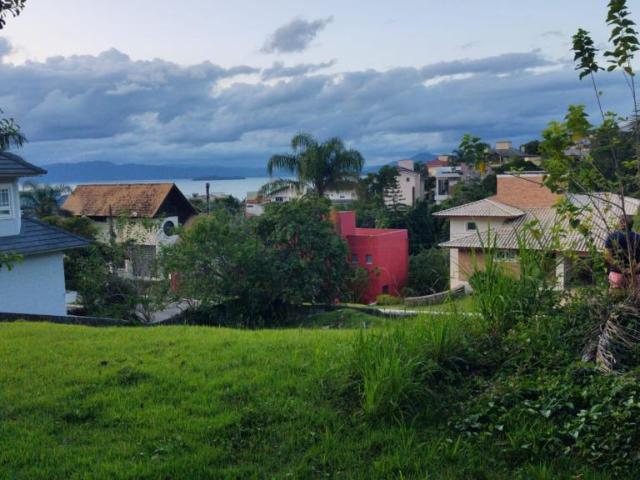 Terreno em Cacupé, Florianópolis/SC de 0m² à venda por R$ 2.554.000,00