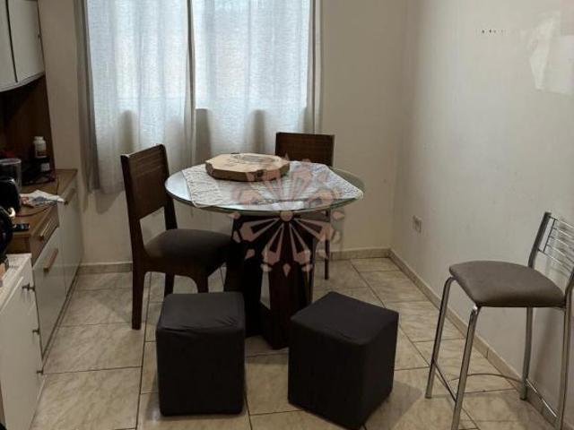 Terreno em Campo Magro com 2 casas em alvenaria