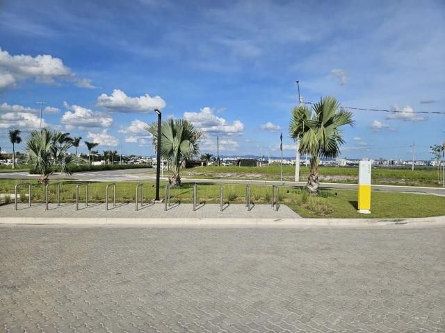 Terreno em Campos de Golfe, São José dos Campos/SP de 10m² à venda por R$ 593.500,00
