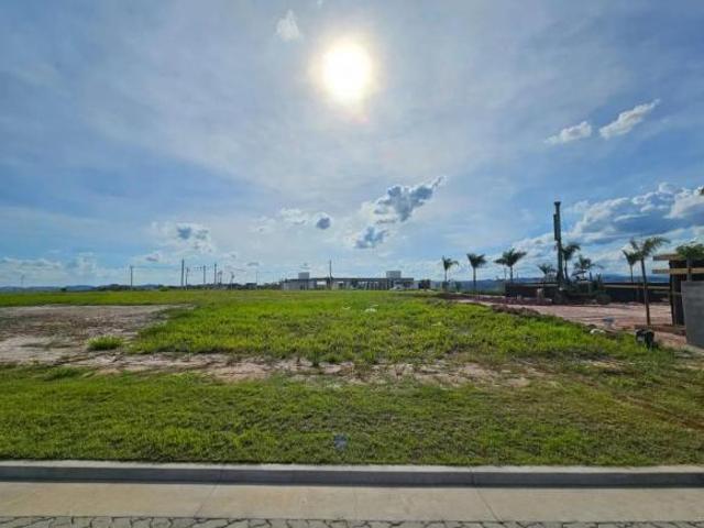 Terreno em Campos de Golfe, São José dos Campos/SP de 10m² à venda por R$ 870.000,00