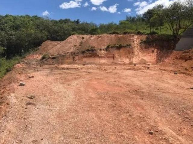 Terreno em Carafá, Votorantim/SP de 1075m² à venda por R$ 117.930,00
