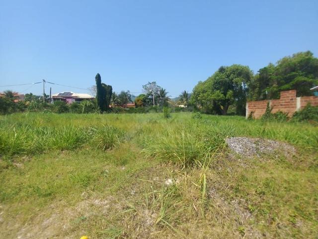 Terreno em Caxito, Maricá/RJ de 750m² à venda por R$ 169.000,00