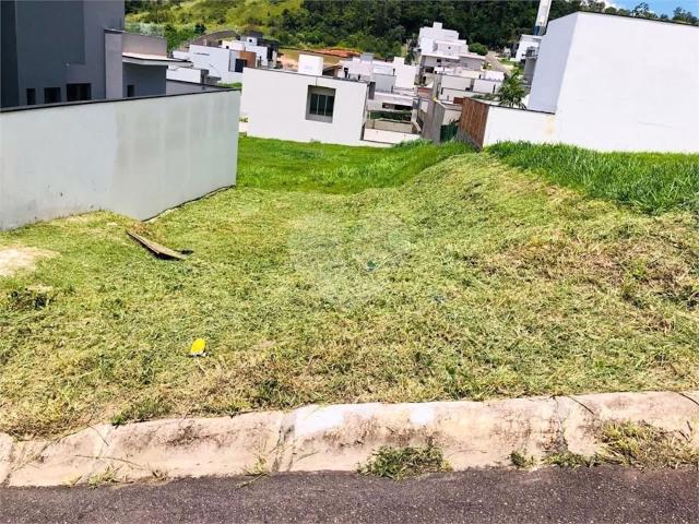 Terreno em Roncáglia, Valinhos/SP de 300m² à venda por R$ 384.900,00