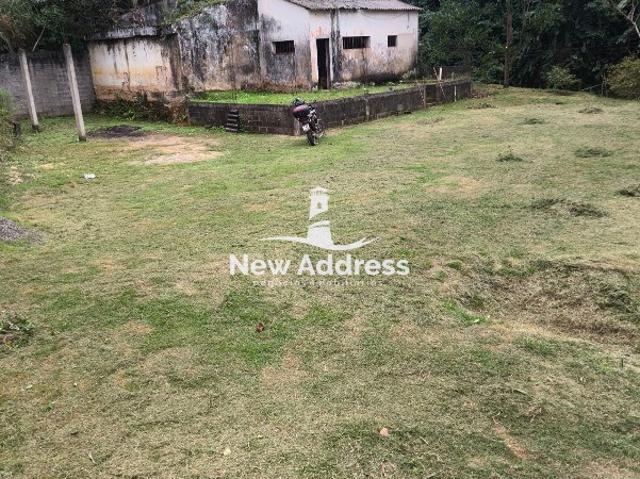 Terreno em Centro, Viana/ES de 564m² à venda por R$ 199.000,00