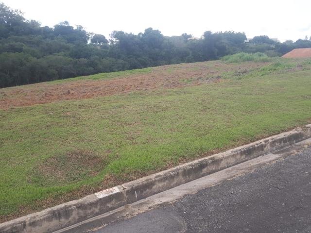 Terreno em Centro, Votorantim/SP de 1690m² à venda por R$ 800.200,00