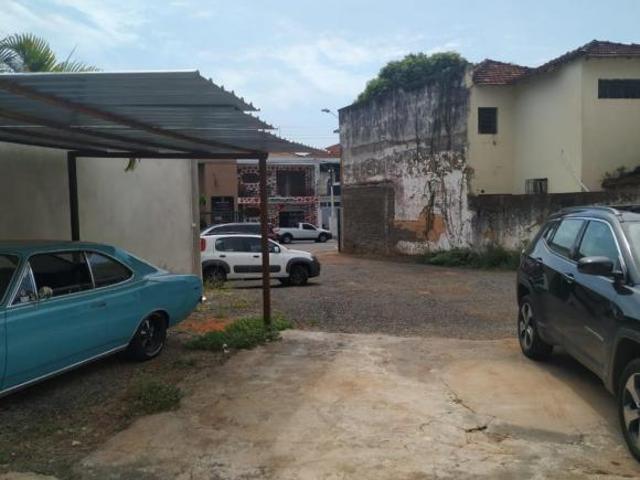 Terreno em Centro, Araçatuba/SP de 500m² à venda por R$ 1.100.000,00