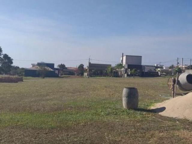 Terreno em Centro, Araçatuba/SP de 525m² à venda por R$ 180.000,00