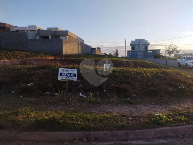 Terreno em Centro, Atibaia/SP de 435m² à venda por R$ 389.900,00