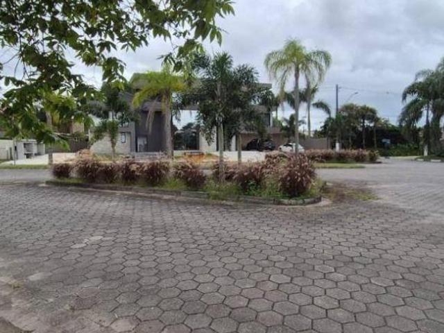 Terreno em Centro, Bertioga/SP de 0m² à venda por R$ 15.000.000,00