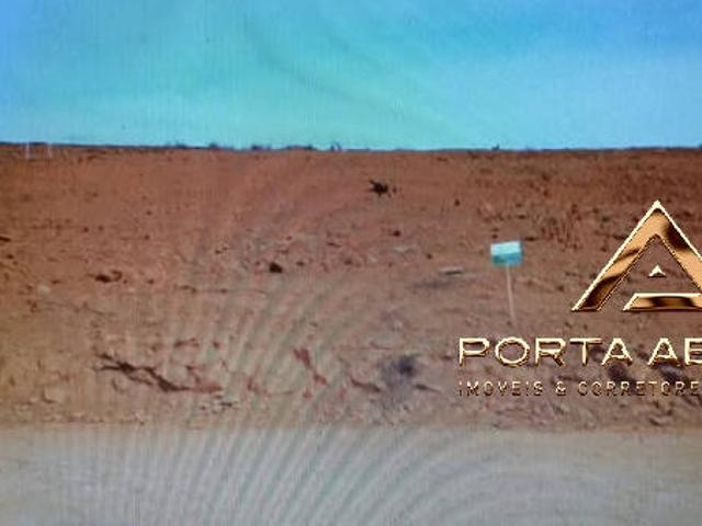 Terreno em Centro, Caratinga/MG de 372m² à venda por R$ 139.000,00