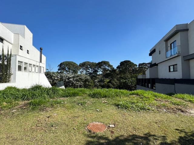 Terreno em Centro, Embu das Artes/SP de 0m² à venda por R$ 799.000,00
