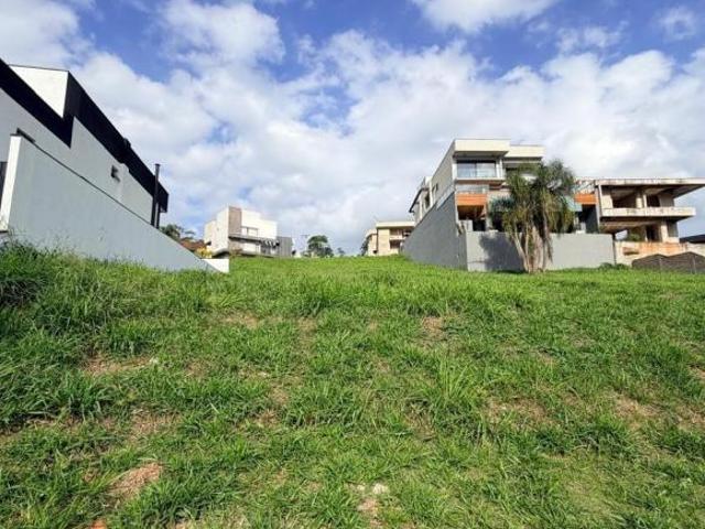 Terreno em Centro, Embu das Artes/SP de 0m² à venda por R$ 830.000,00