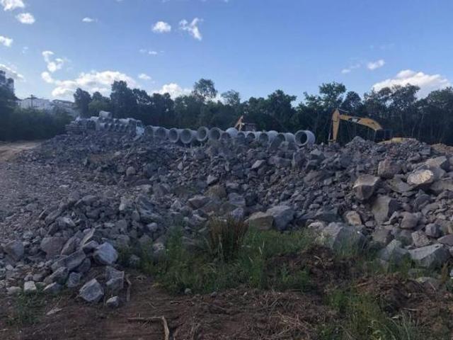 Terreno em Centro, Flores Da Cunha/RS de 584m² à venda por R$ 934.512,00