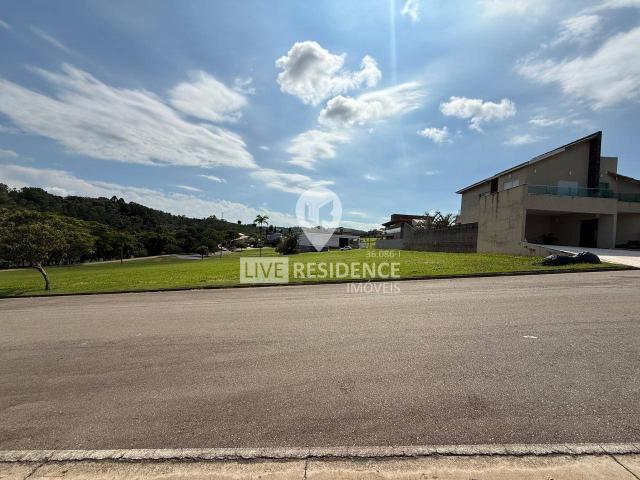 Terreno em Centro, Itatiba/SP de 1001m² à venda por R$ 649.000,00
