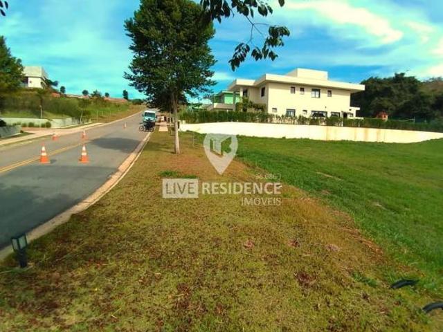 Terreno em Centro, Itatiba/SP de 1857m² à venda por R$ 745.000,00