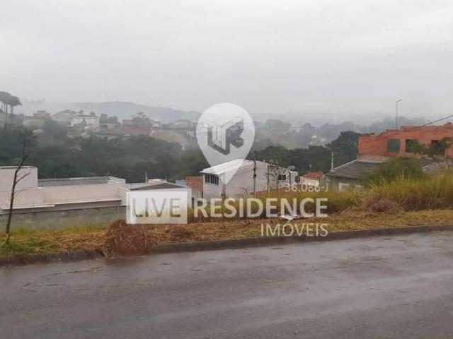 Terreno em Centro, Itatiba/SP de 250m² à venda por R$ 185.000,00