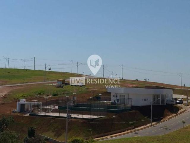 Terreno em Centro, Itatiba/SP de 384m² à venda por R$ 260.000,00