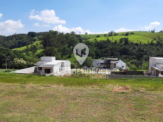 Terreno em Centro, Itatiba/SP de 381m² à venda por R$ 229.900,00