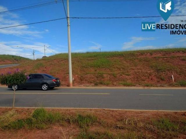 Terreno em Centro, Itatiba/SP de 383m² à venda por R$ 230.000,00