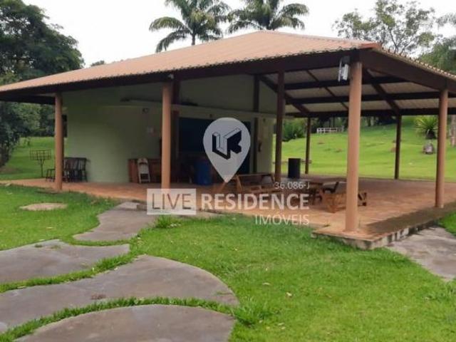 Terreno em Centro, Itatiba/SP de 757m² à venda por R$ 300.000,00