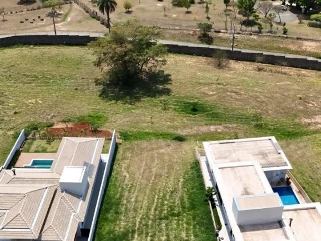 Terreno em Centro, Itu/SP de 700m² à venda por R$ 585.645,00