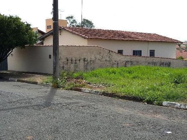 Terreno em Centro, Jaguariúna/SP de 0m² à venda por R$ 330.000,00