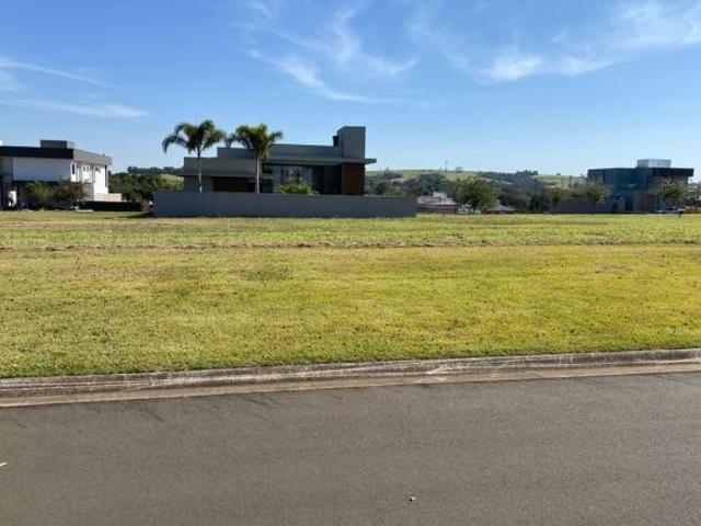 Terreno em Centro, Jaguariúna/SP de 0m² à venda por R$ 390.000,00
