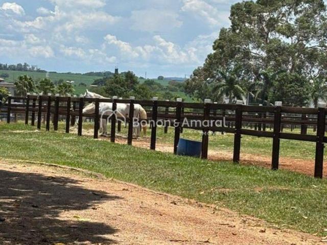 Terreno em Centro, Jaguariúna/SP de 800m² à venda por R$ 500.000,00