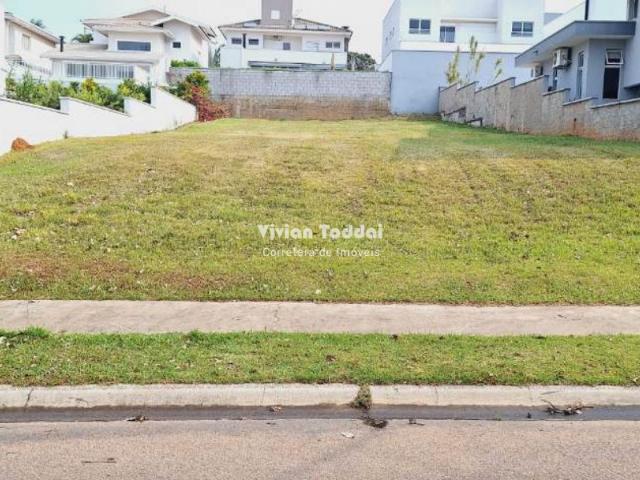 Terreno em Centro, Jundiaí/SP de 560m² à venda por R$ 894.000,00