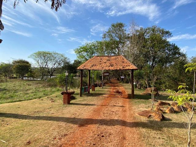 Terreno em Centro, Londrina/PR de 10m² à venda por R$ 989.900,00