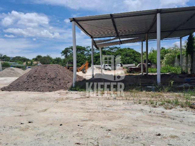 Terreno em Centro, Maricá/RJ de 0m² à venda por R$ 399.900,00