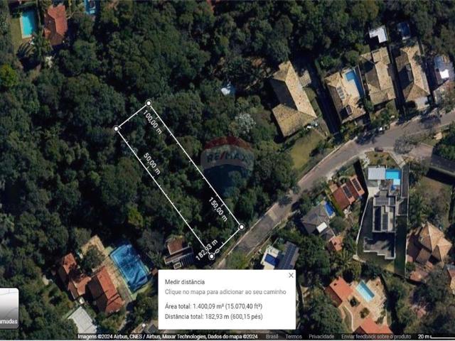 Terreno em Centro, Nova Lima/MG de 1406m² à venda por R$ 624.900,00