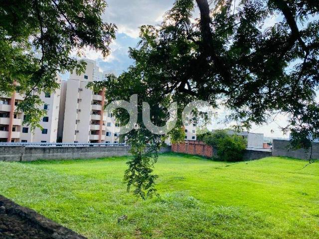 Terreno em Centro, Piracicaba/SP de 1875m² à venda por R$ 5.999.900,00