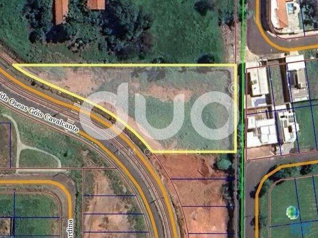 Terreno em Centro, Piracicaba/SP de 3747m² à venda por R$ 1.499.900,00
