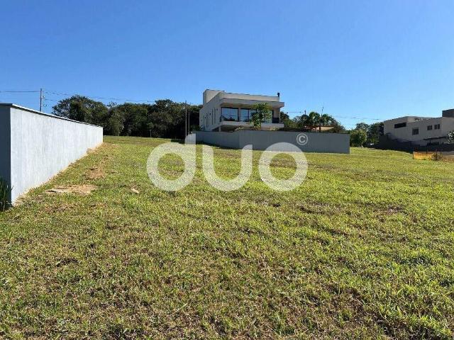 Terreno em Centro, Piracicaba/SP de 525m² à venda por R$ 264.000,00