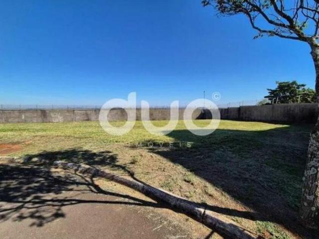 Terreno em Centro, Piracicaba/SP de 693m² à venda por R$ 485.000,00