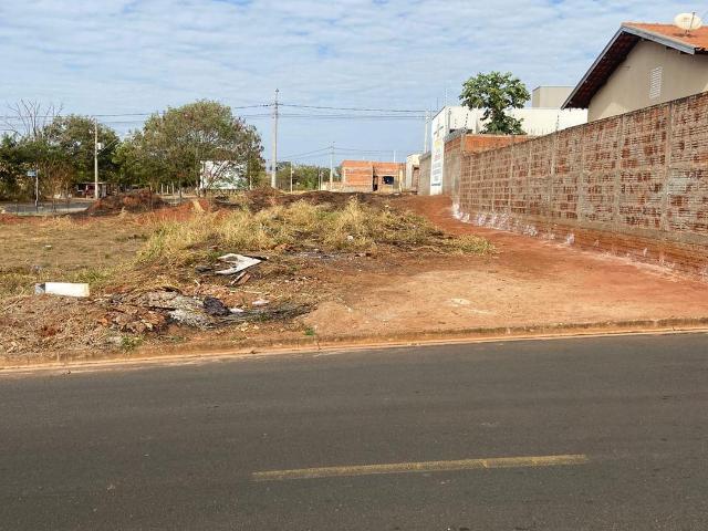 Terreno em Centro, São José do Rio Preto/SP de 10m² à venda por R$ 74.900,00