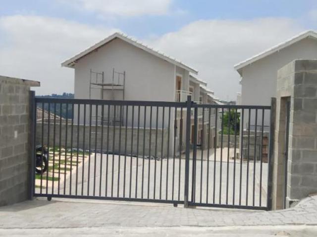 Terreno em Chácara Vista Alegre, Cotia/SP de 47m² 2 quartos à venda por R$ 268.000,00