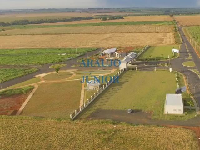 Terreno em Condomínio Parque dos Pinheiros à Venda em Nova Odessa SP, 300,00 m² de Área